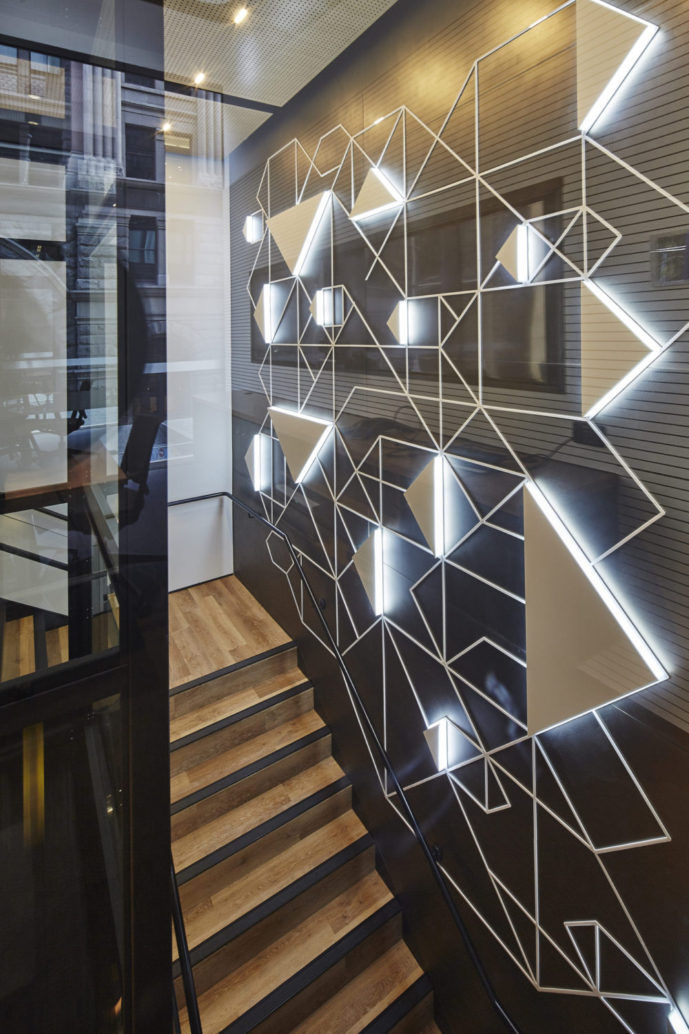 HSBC 333 George Street | Active Metal